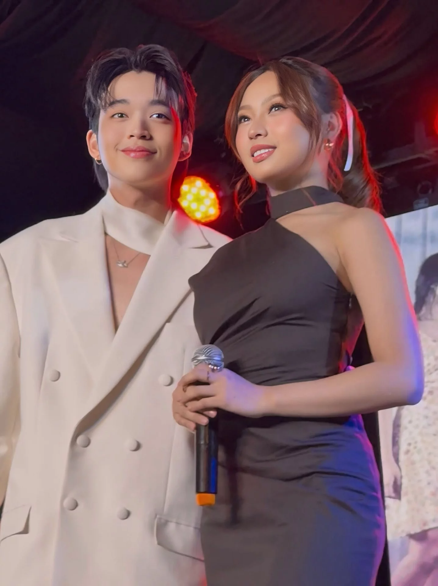 Rave reviews pour in for RabGel love team’s debut movie ‘A Werewolf Boy ...